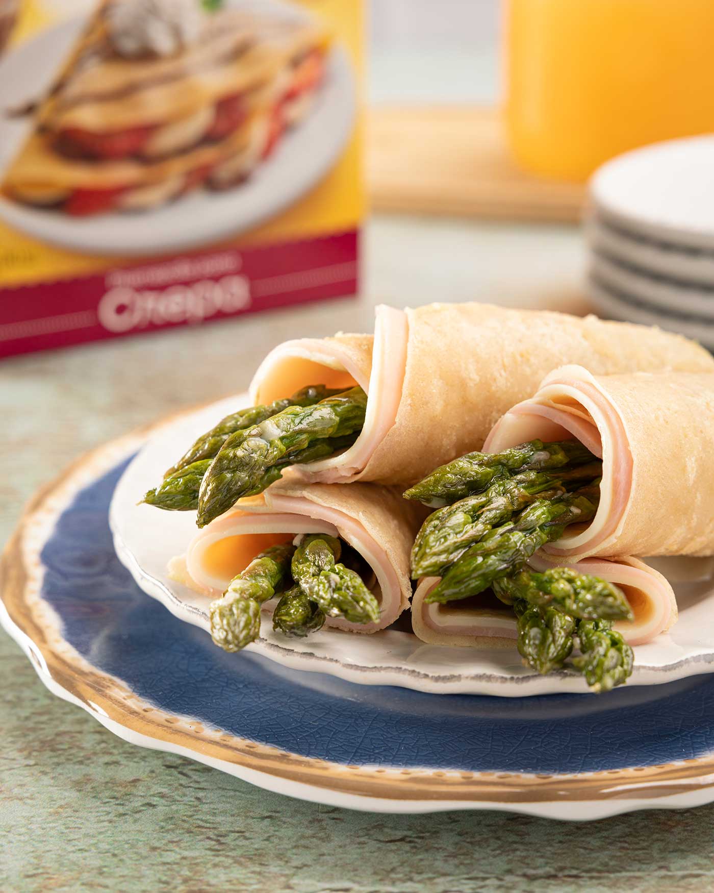 Rollos de Crepa de Espárragos y Jamón - Harina Gold Medal